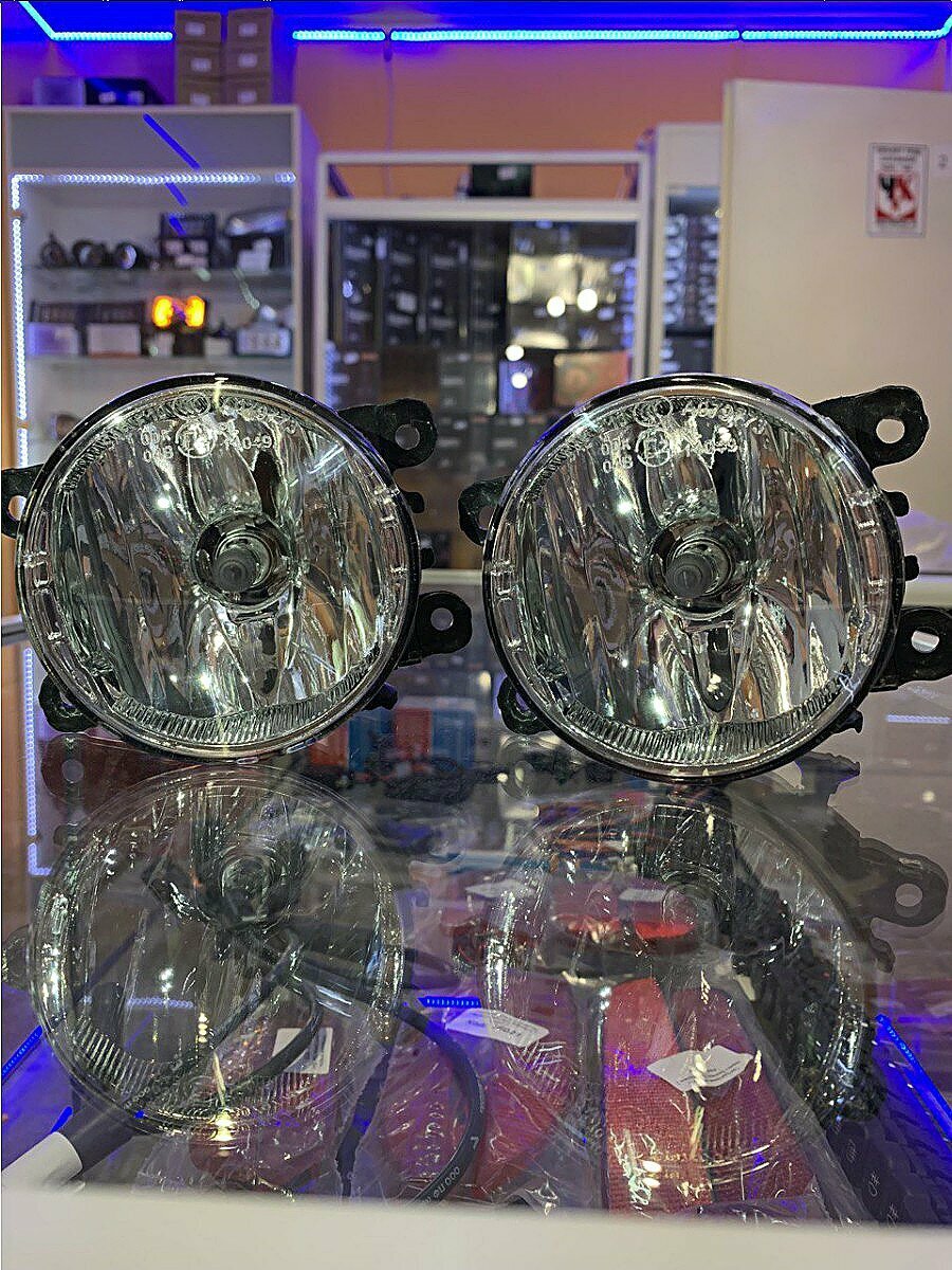 Противотуманные фары Лада Веста