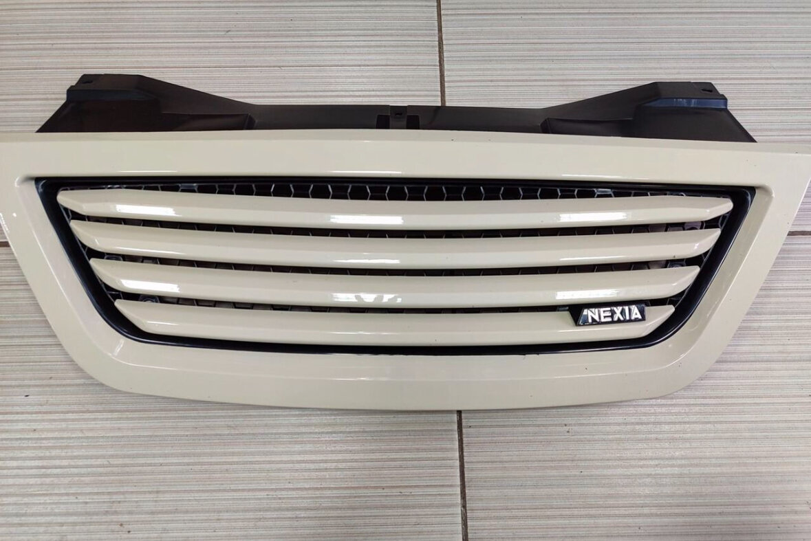 Решетка радиатора, для Daewoo Nexia N150, цвет молочный