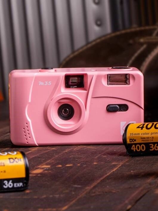 Пленочный фотоаппарат