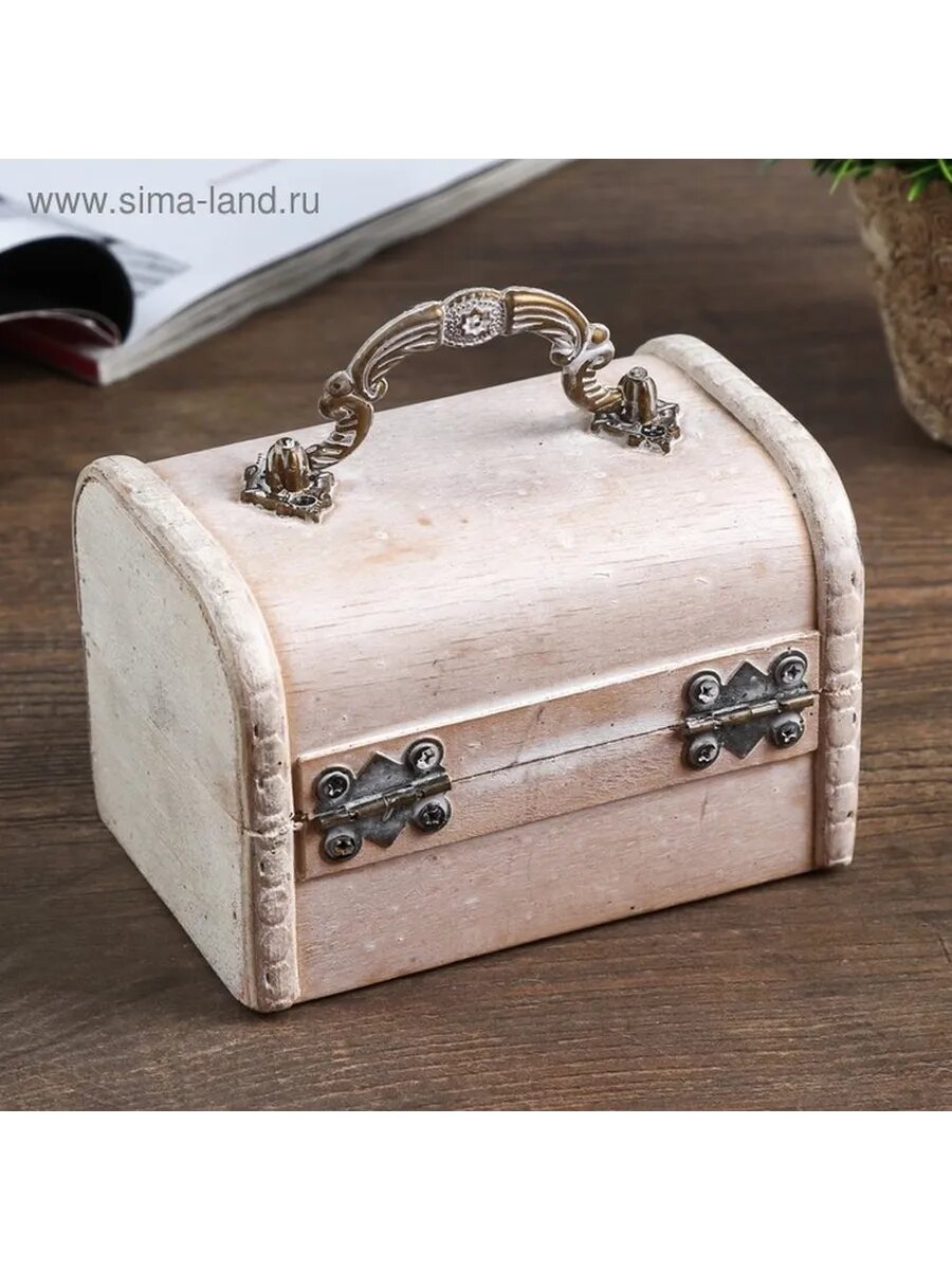 Элегантная белая деревянная шкатулка