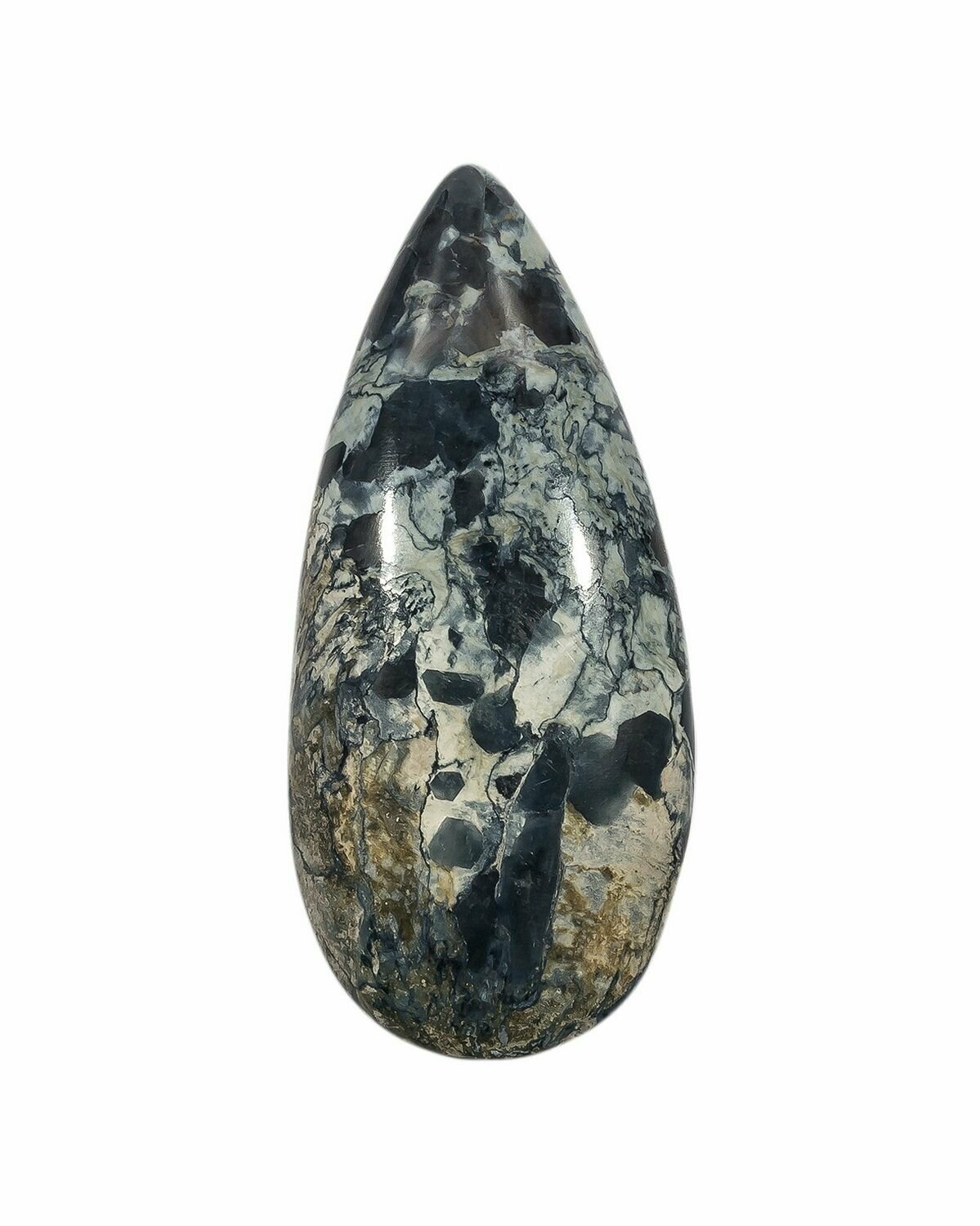 Кабошон из родусита размером 56х25х7 мм.