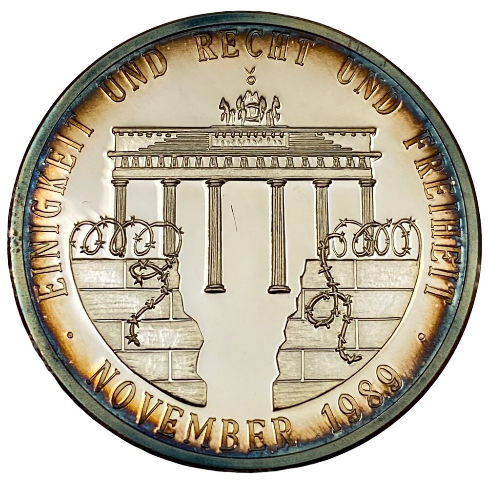 Германия, настольная медаль "Свобода - это право человека. Бранденбургские ворота" 1989 г.