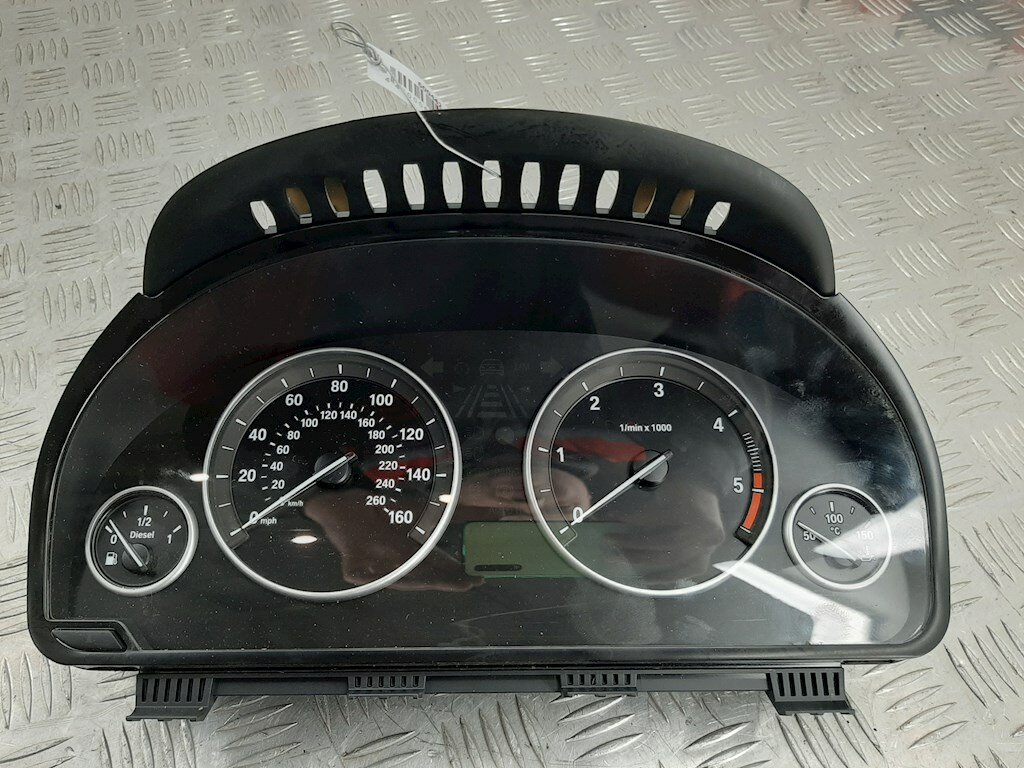 Панель приборная (щиток приборов) BMW 5-Series (F07/F10/F11/F18) 62109358983 арт. 600442