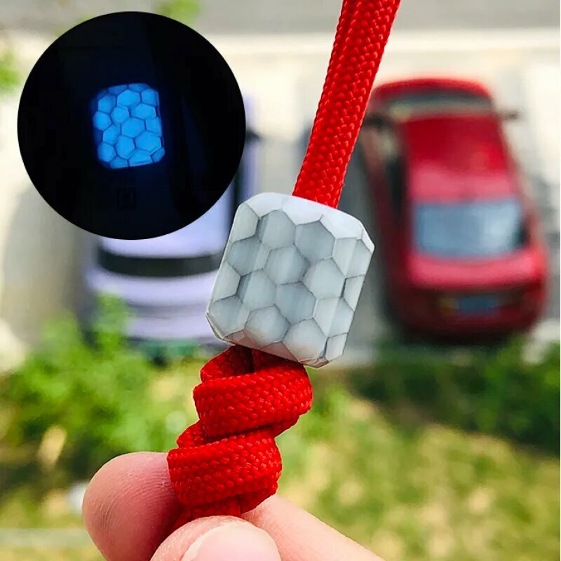Ночной светящийся паракордовый брелок HUANHAO INDUSTRY