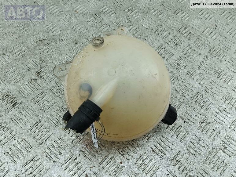 Бачок расширительный Volkswagen Passat B6