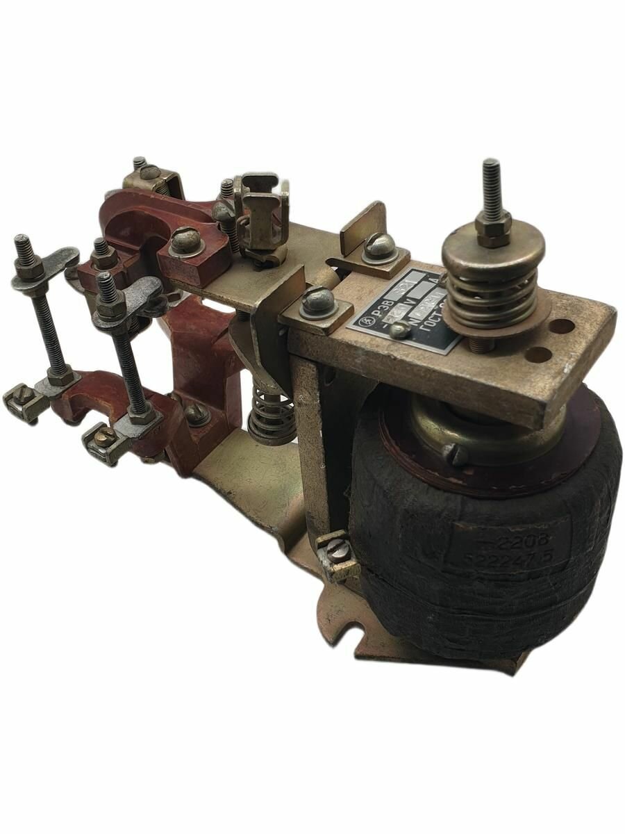 РЭВ-821-У3, Электромагнитное реле контроля напряжения, 1з+1р (1no+1nc), 220В