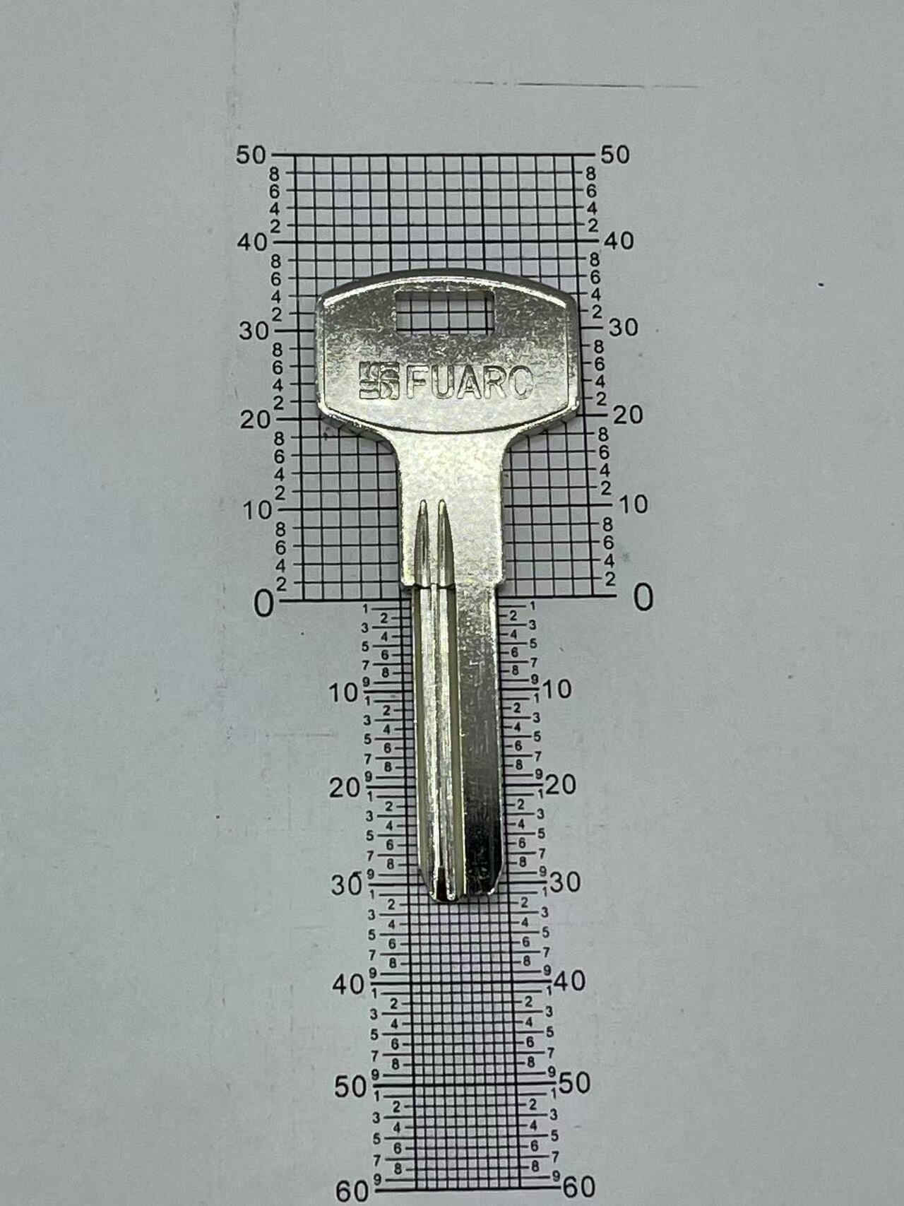 Вертикальные ключи FUARO вертикалка 2 паза (Фуаро) 32мм. (20шт