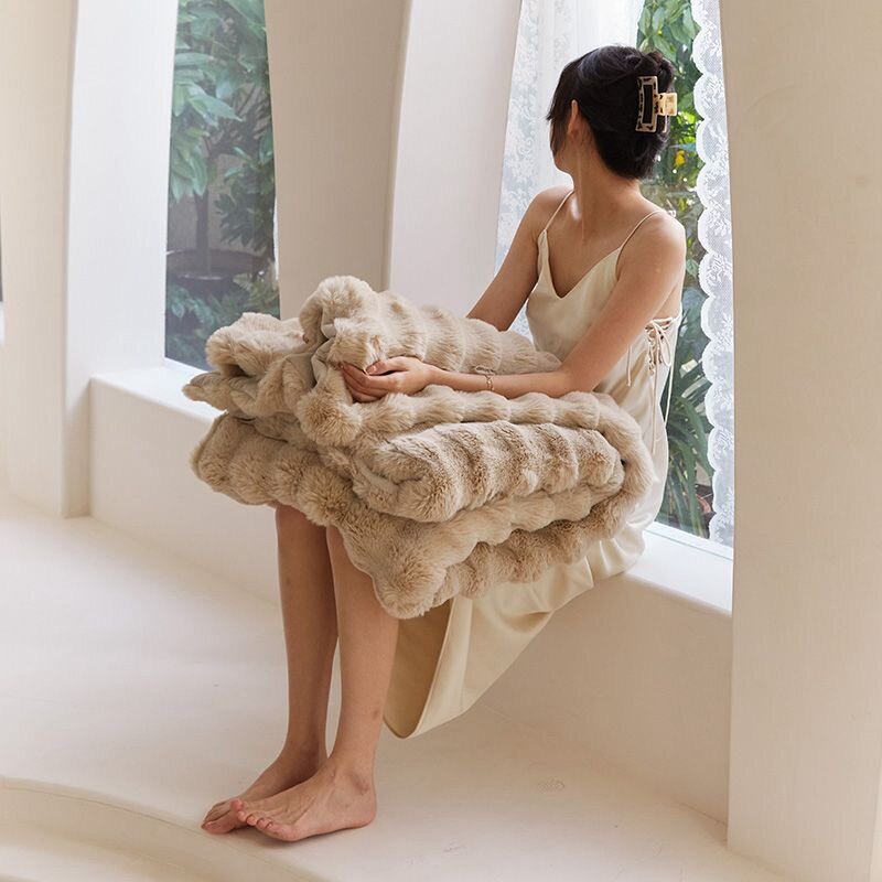 Плед 220х240 меховой шуба на кровать на диван мягкий не электризуется Персик