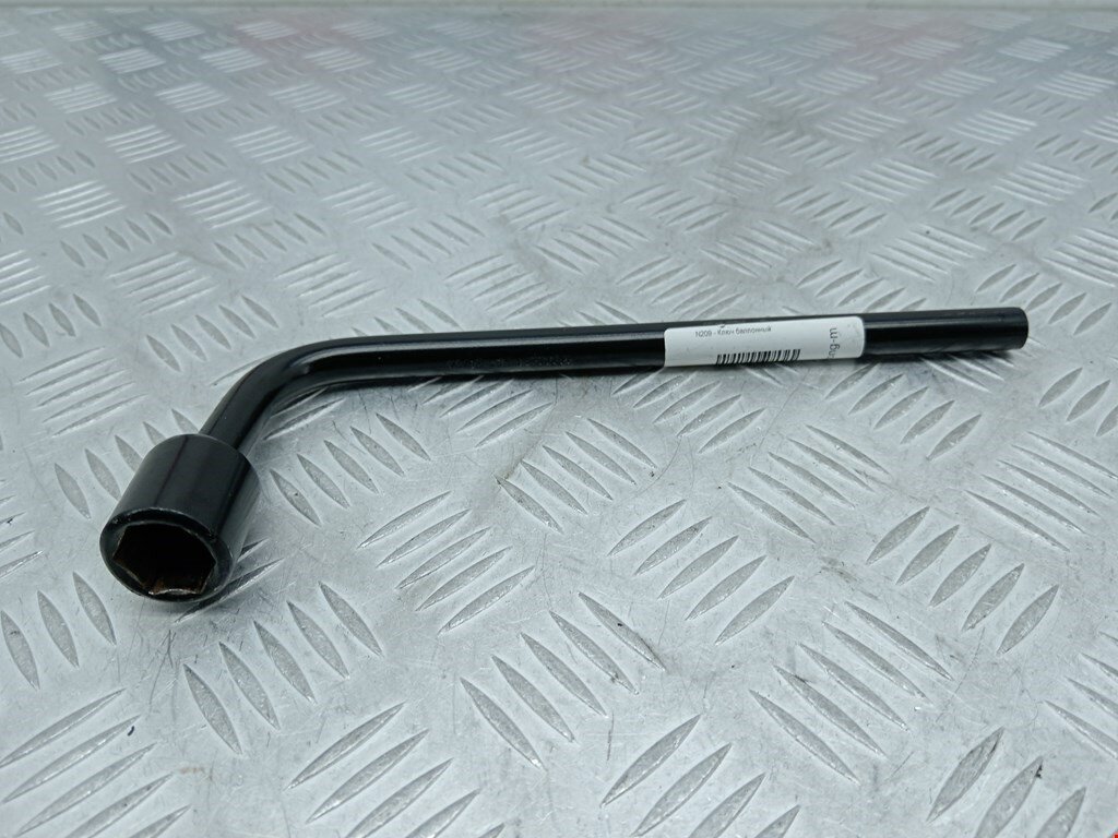 Ключ баллонный Renault Clio 2 7701045453 арт. 1929229