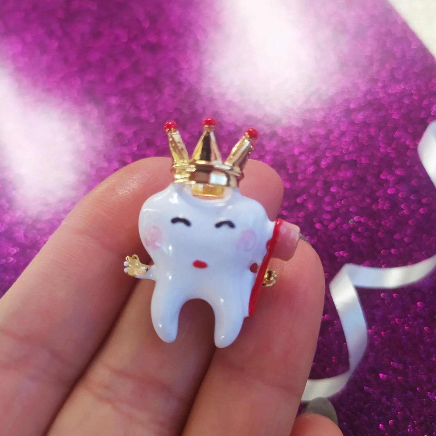 Брошь, эмаль