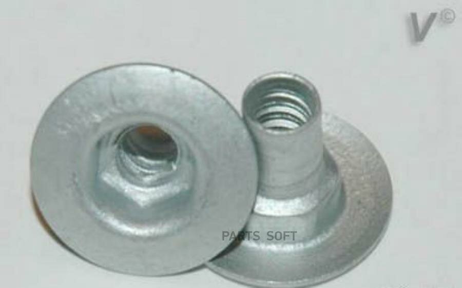 Гайка Mercedes A2109900150