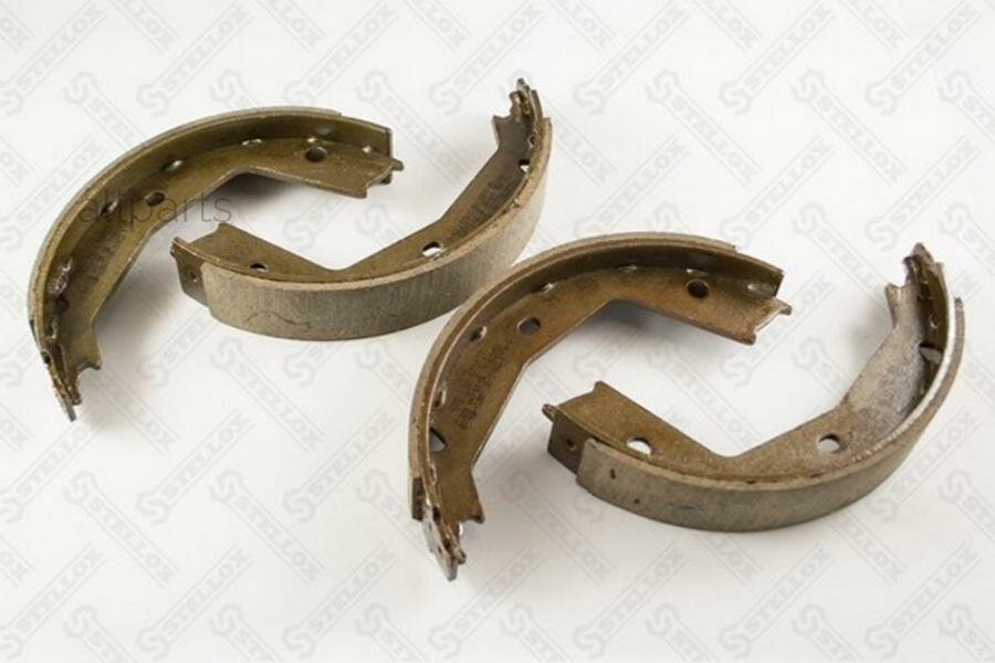 STELLOX 000447SX колодки тормозные барабанные!\Citroen Evasion 1.8/1.9TD/2.0HDi, Fiat Ulysse 1.8-2.1 94-02