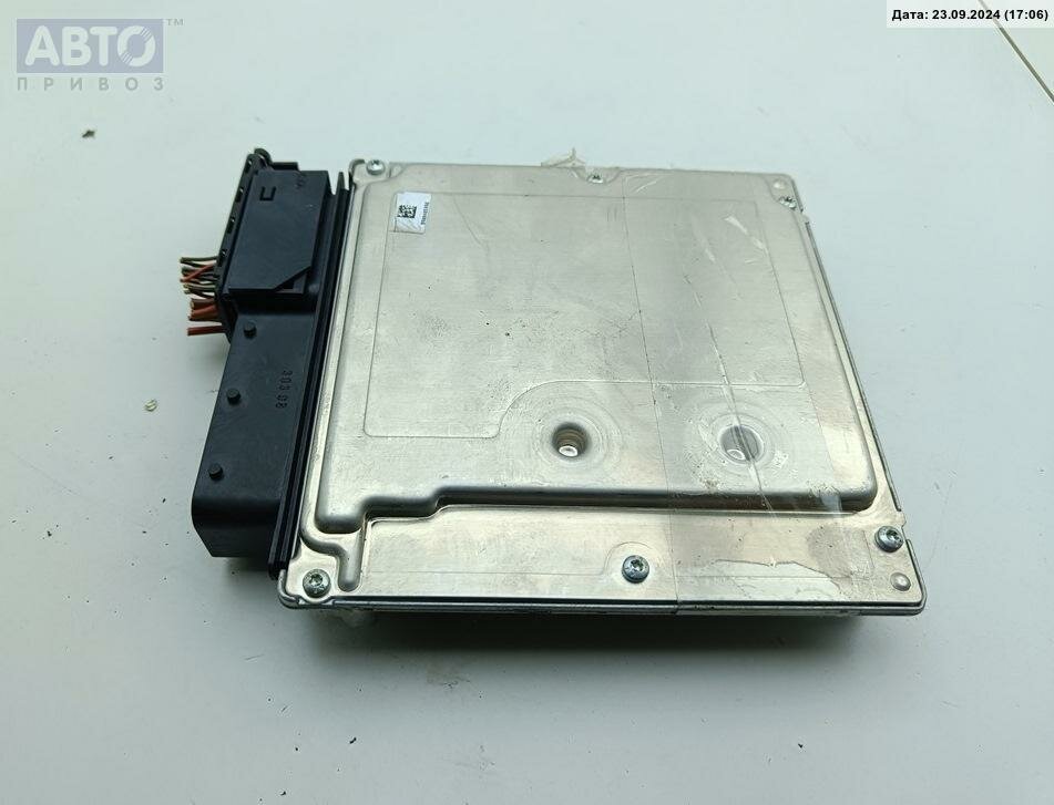 Блок управления двигателем (ДВС) BMW 5 E60/E61 (2003-2010)