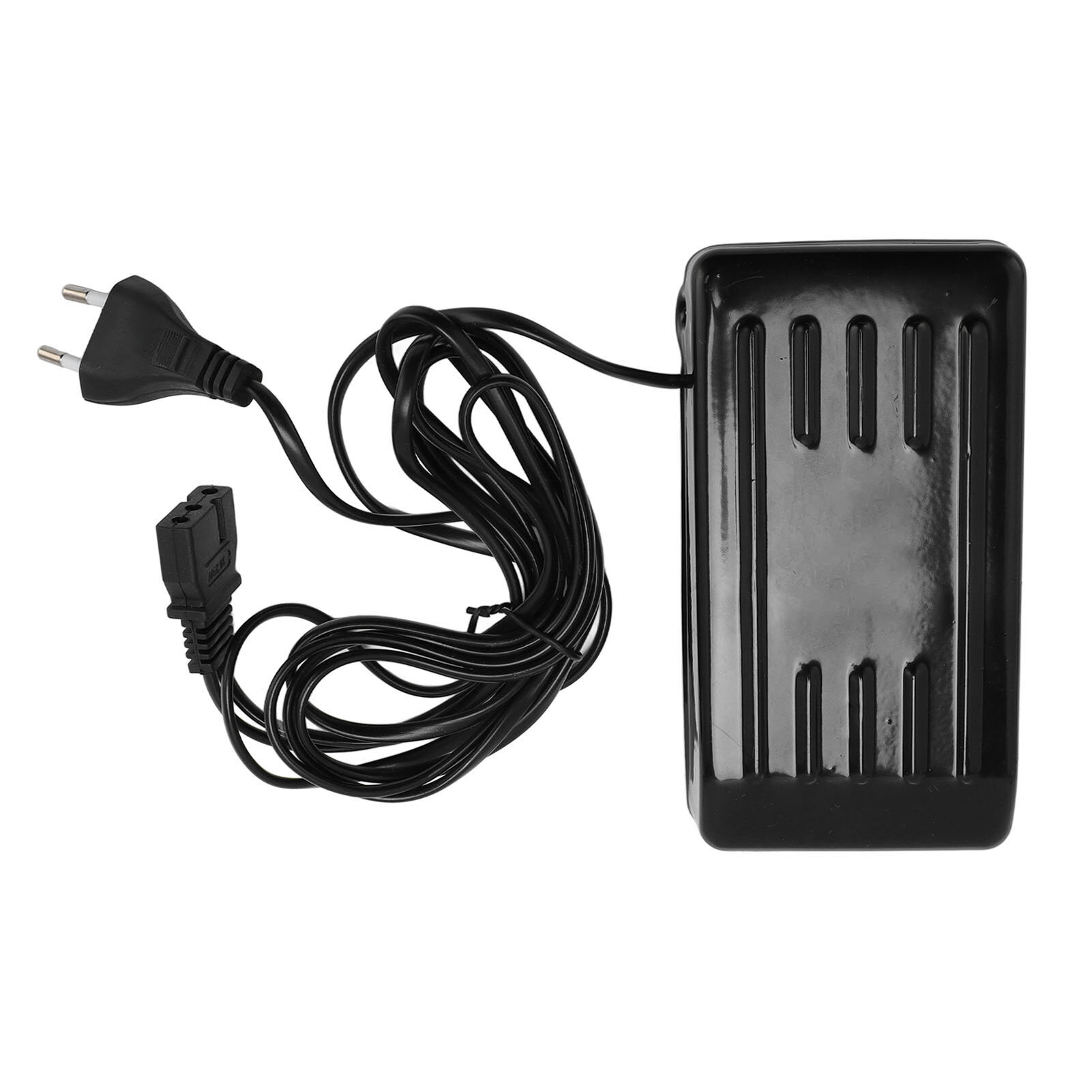 Педаль управления швейной машиной с плавной регулировкой скорости.