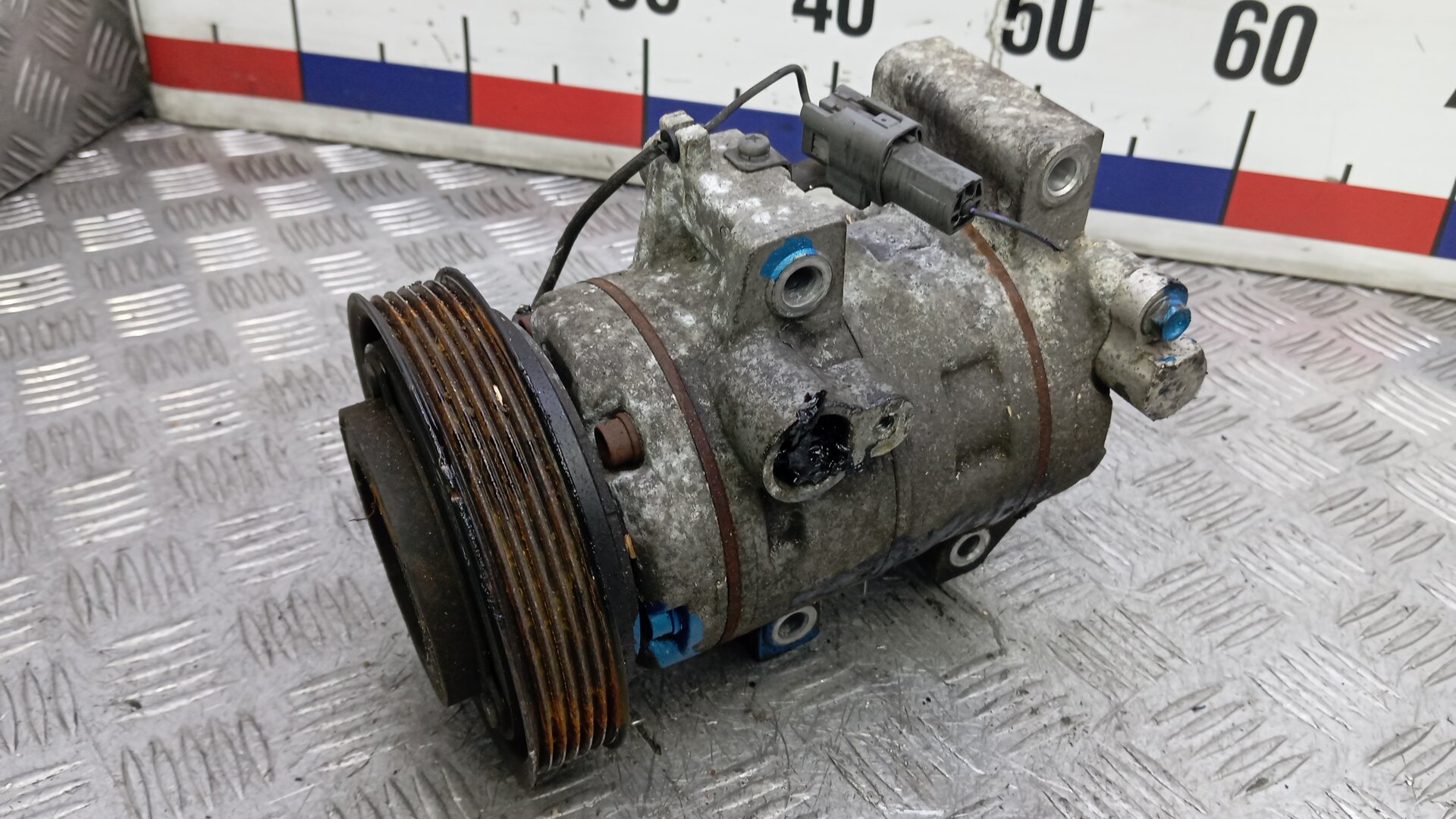 Компрессор кондиционера бензиновый MAZDA 6 2, Номер Z0004399A