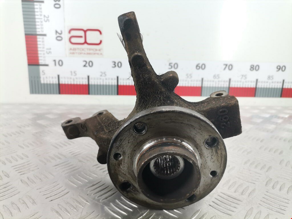 Ступица (кулак цапфа) передняя левая Renault Logan 1 402027463R арт. 1776717