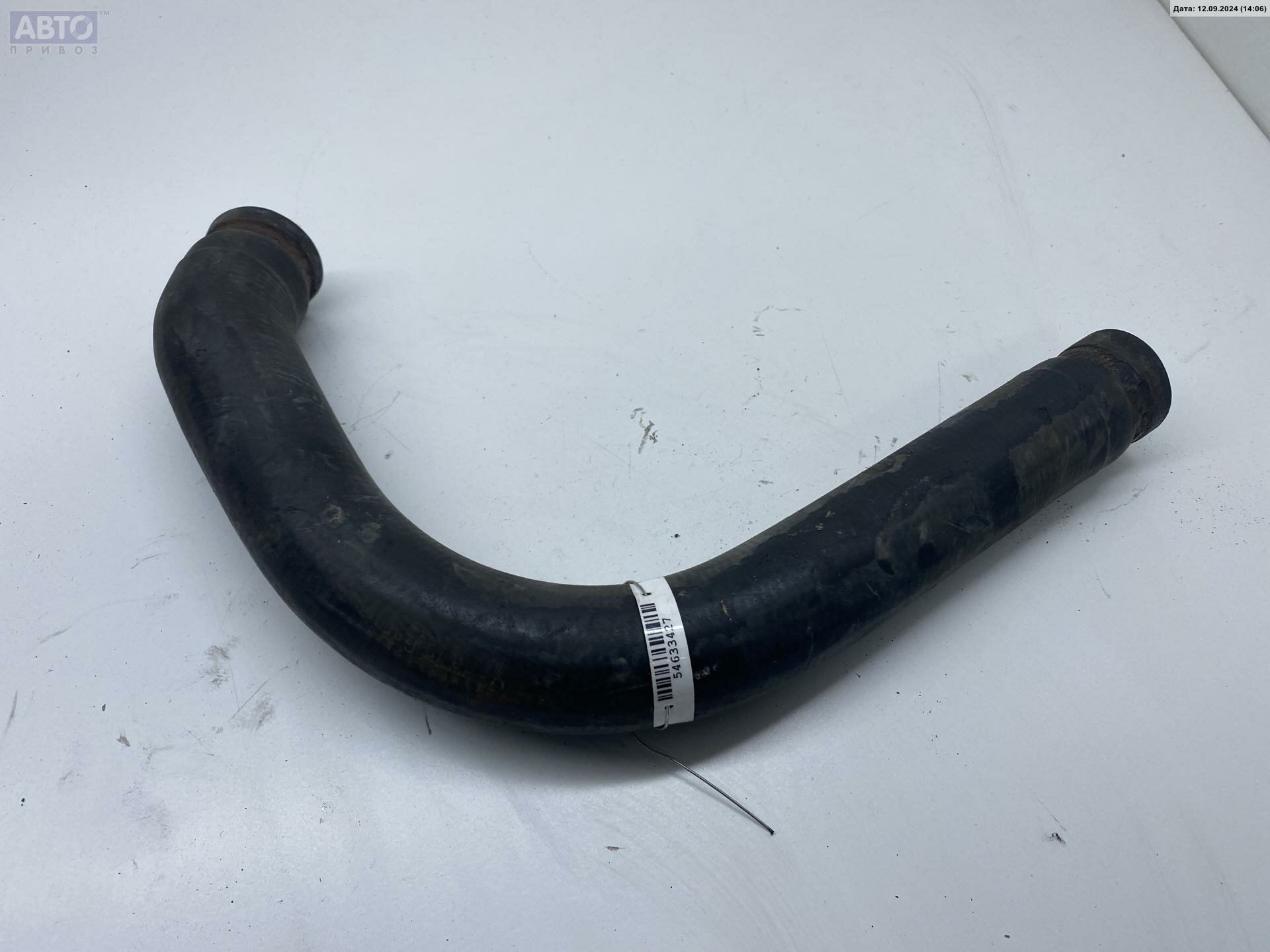 Патрубок радиатора Audi 80 B4 (1991-1996)