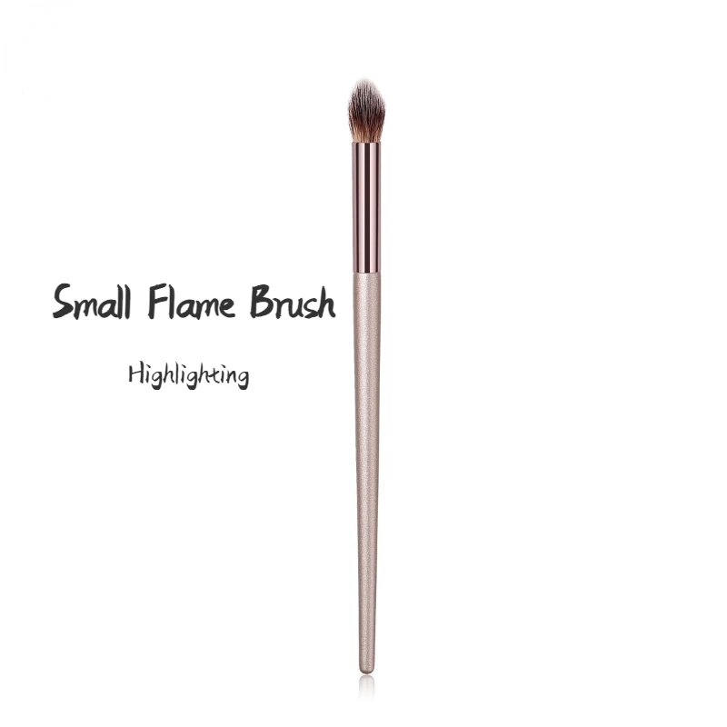 Кисть для макияжа Small Flame Brush, Highlighting, Handle Color: NO.4
