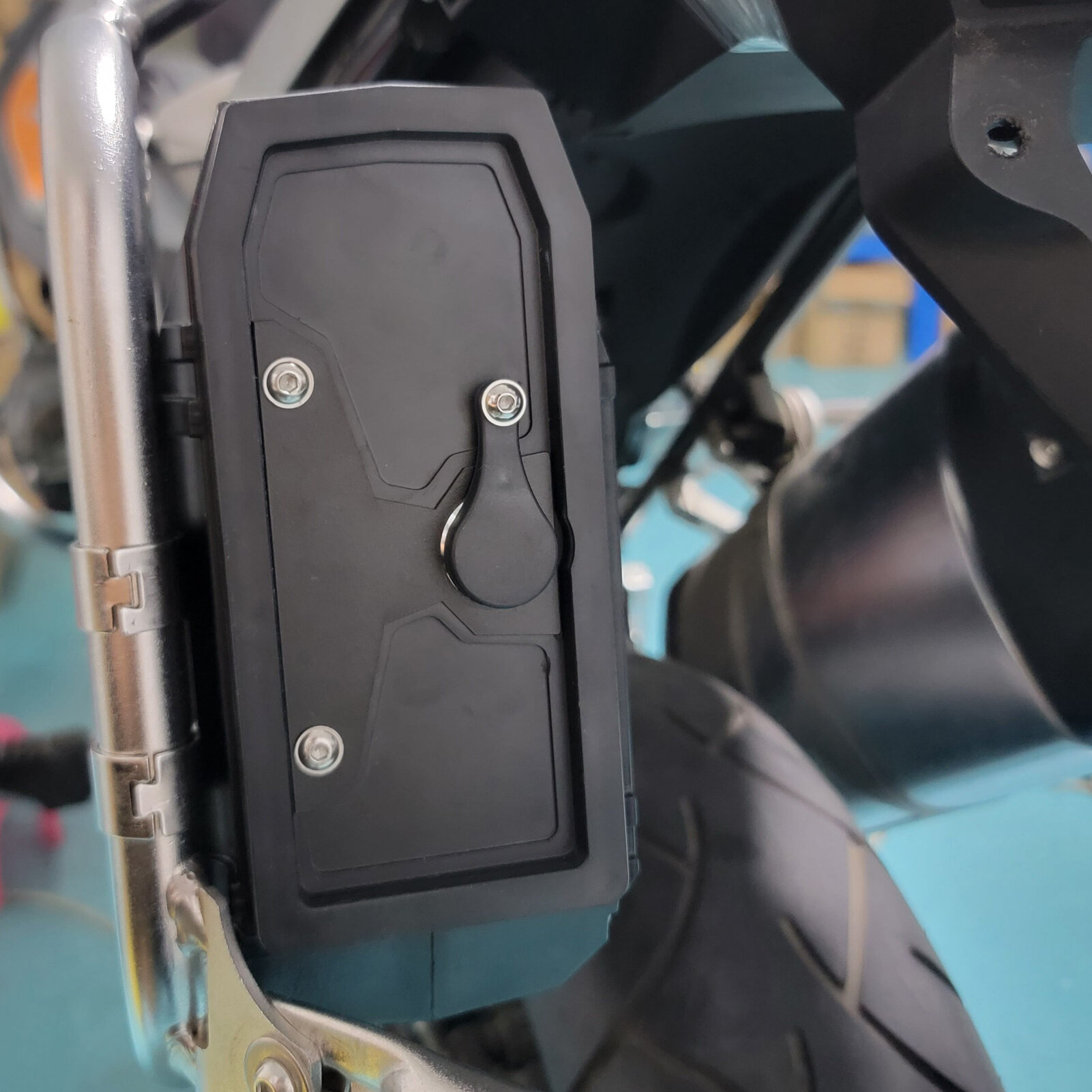 Боковой кофр левый для R1250GS/R1200GS LC/Adventure/F750/F850