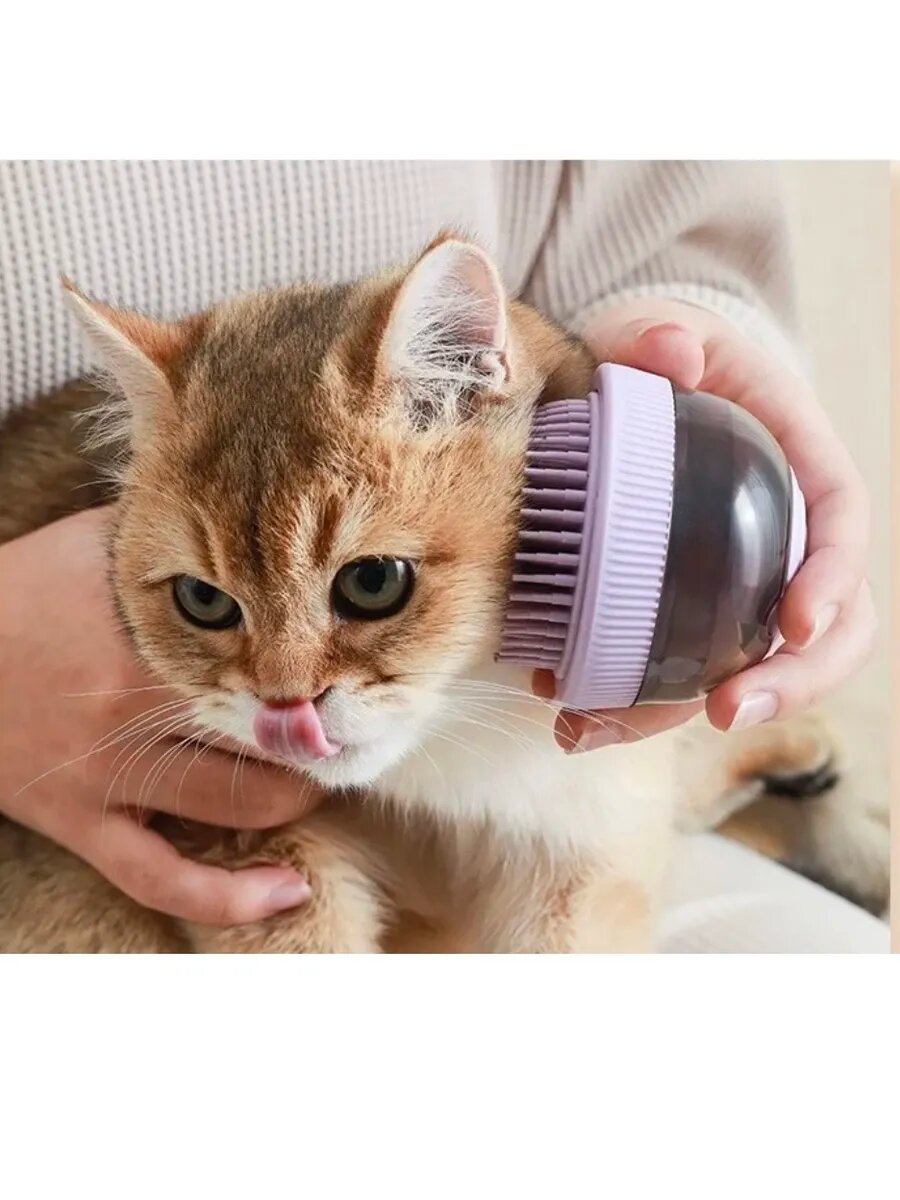 Силиконовая щетка для мытья собак кошек с дозатором