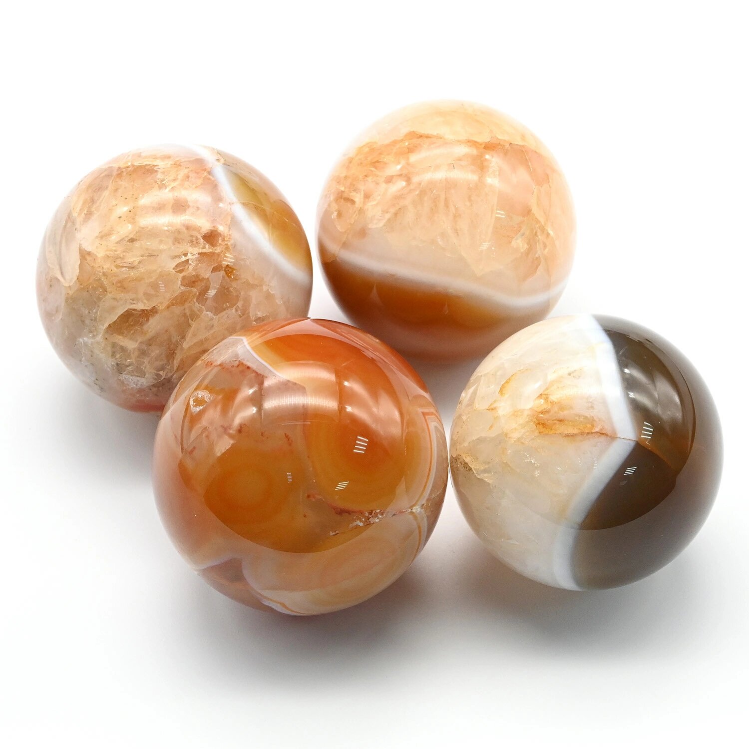 Шар из сердолика, диаметр 48-50мм .