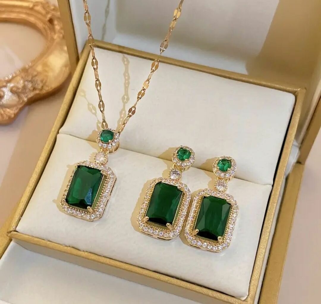 Комплект бижутерии, кристалл