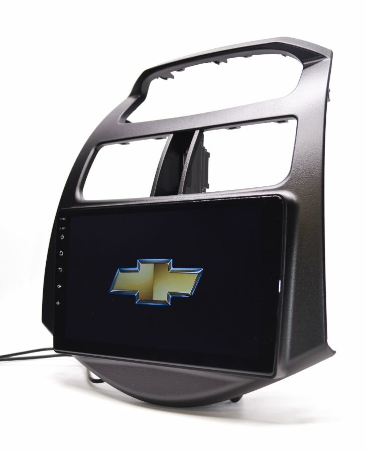 Штатная магнитола TS7 4 ядерная 2-32 для Chevrolet Spark M300 - Ravon R2