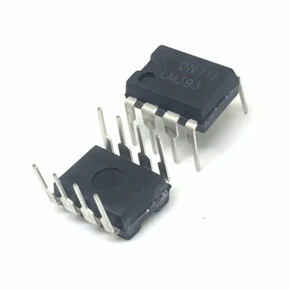 LM393P, Двойной маломощный компаратор напряжения (К1401СА3А), DIP-8. 10 штук .