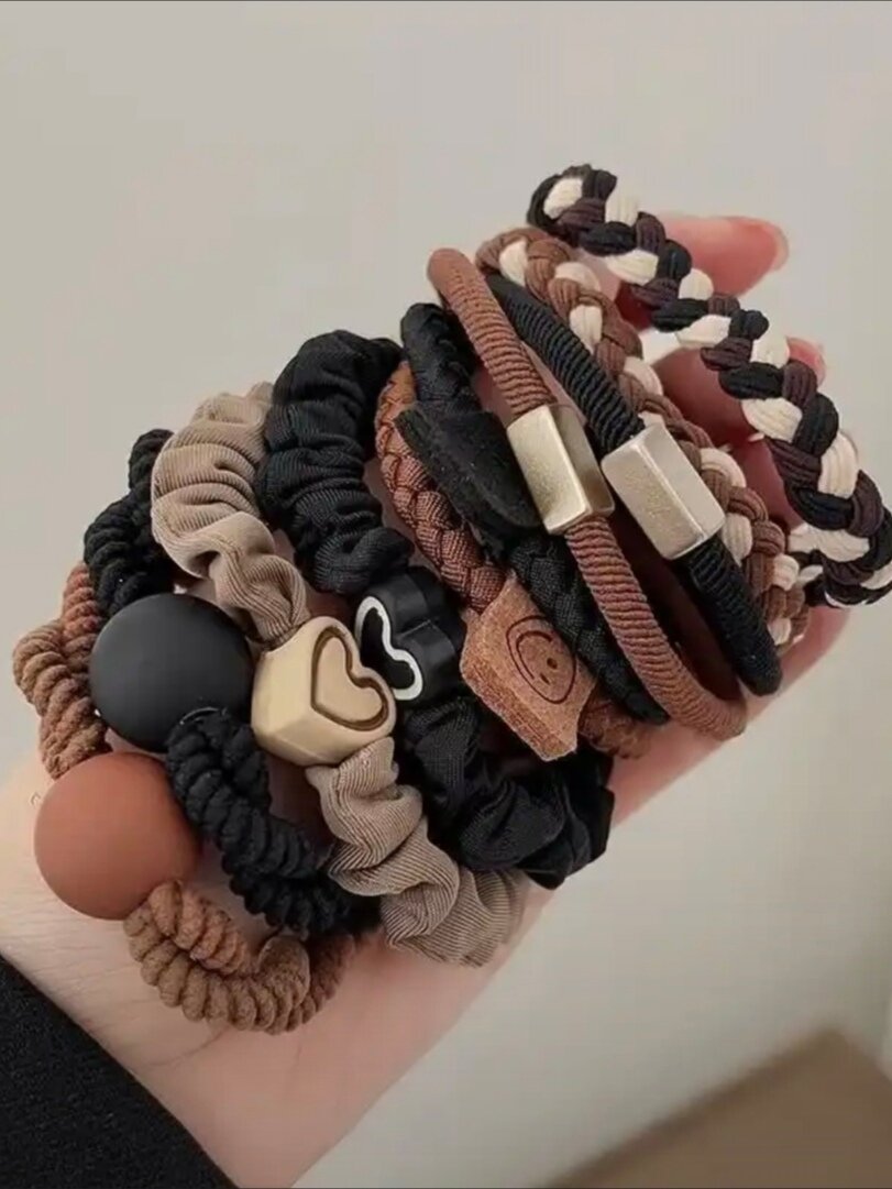 Резинки для волос стильные 10 штук.