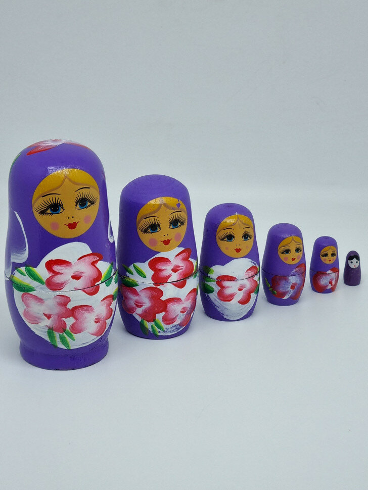 Матрешка сиреневая
