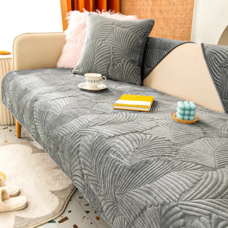 Бархатный чехол для дивана Jacquard