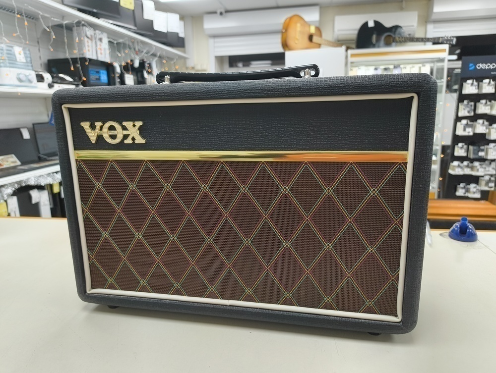 Комбоусилитель для гитар VOX V9106 Б/У