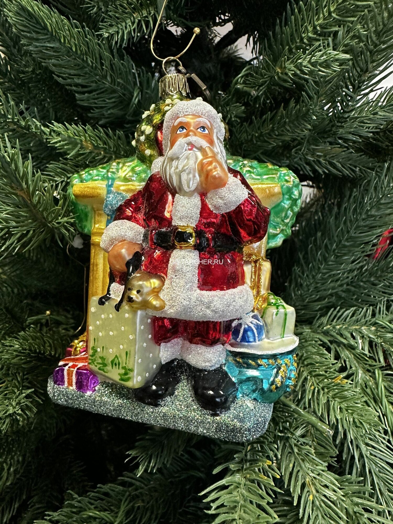 Игрушка на елку Дед Мороз у камина Komozja Family