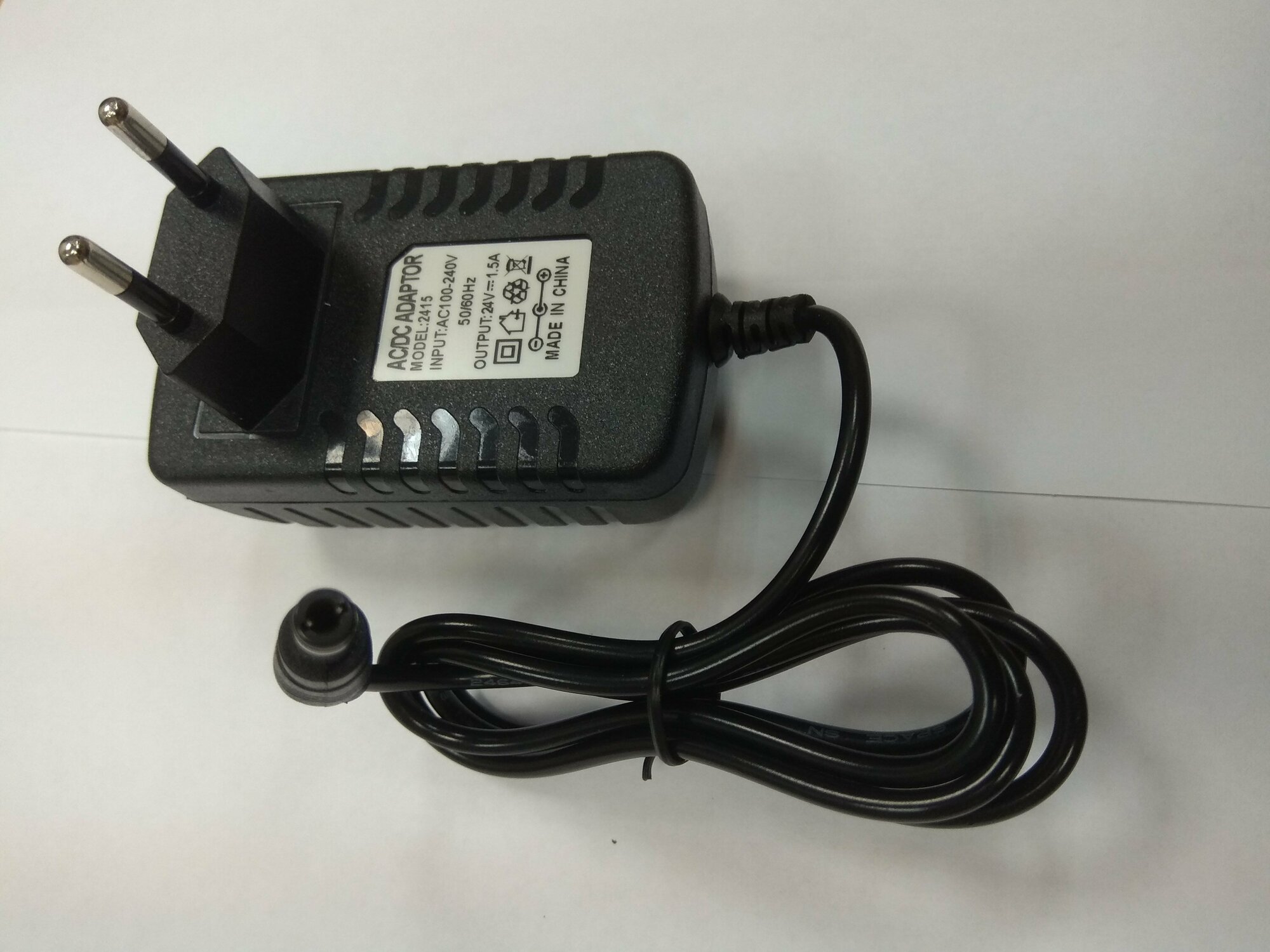 Блок питания AC 5.5x2.5мм, 36W (24V, 1.5A), с вилкой