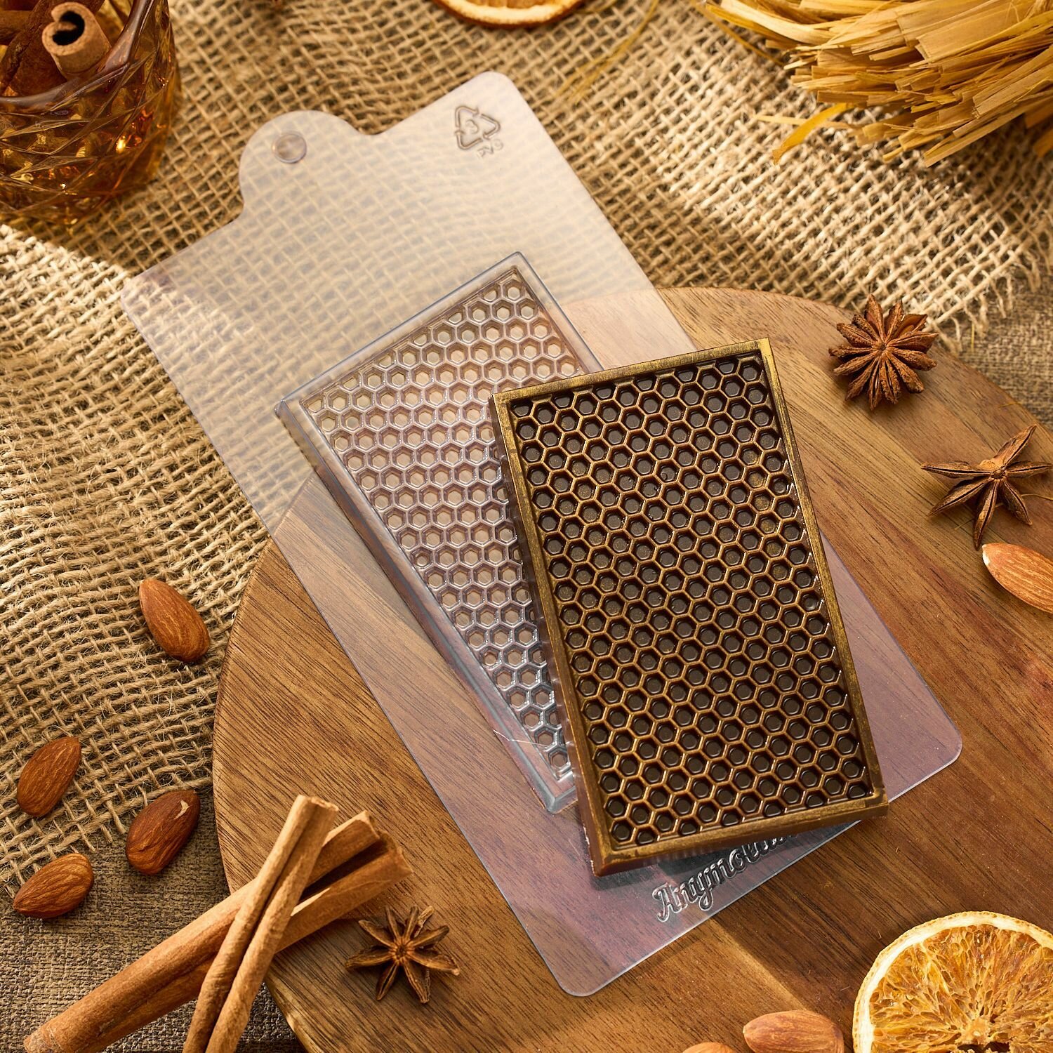 Формочка для шоколада : Соты плитка шоколада молд из толстого пластика