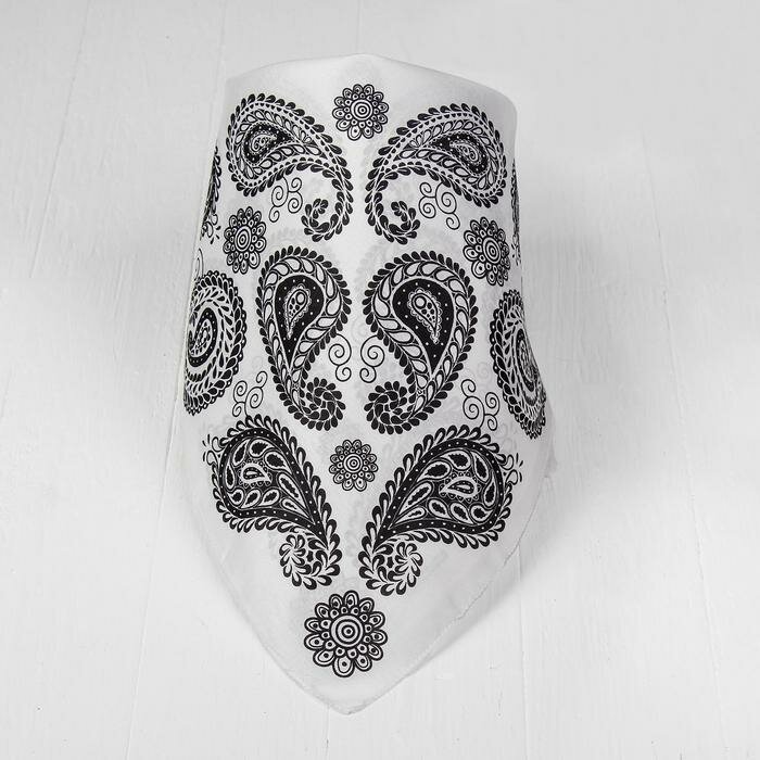 Бандана взрослая Страна Карнавалия "Огурцы" белая р-р, 50*50см (3936309)