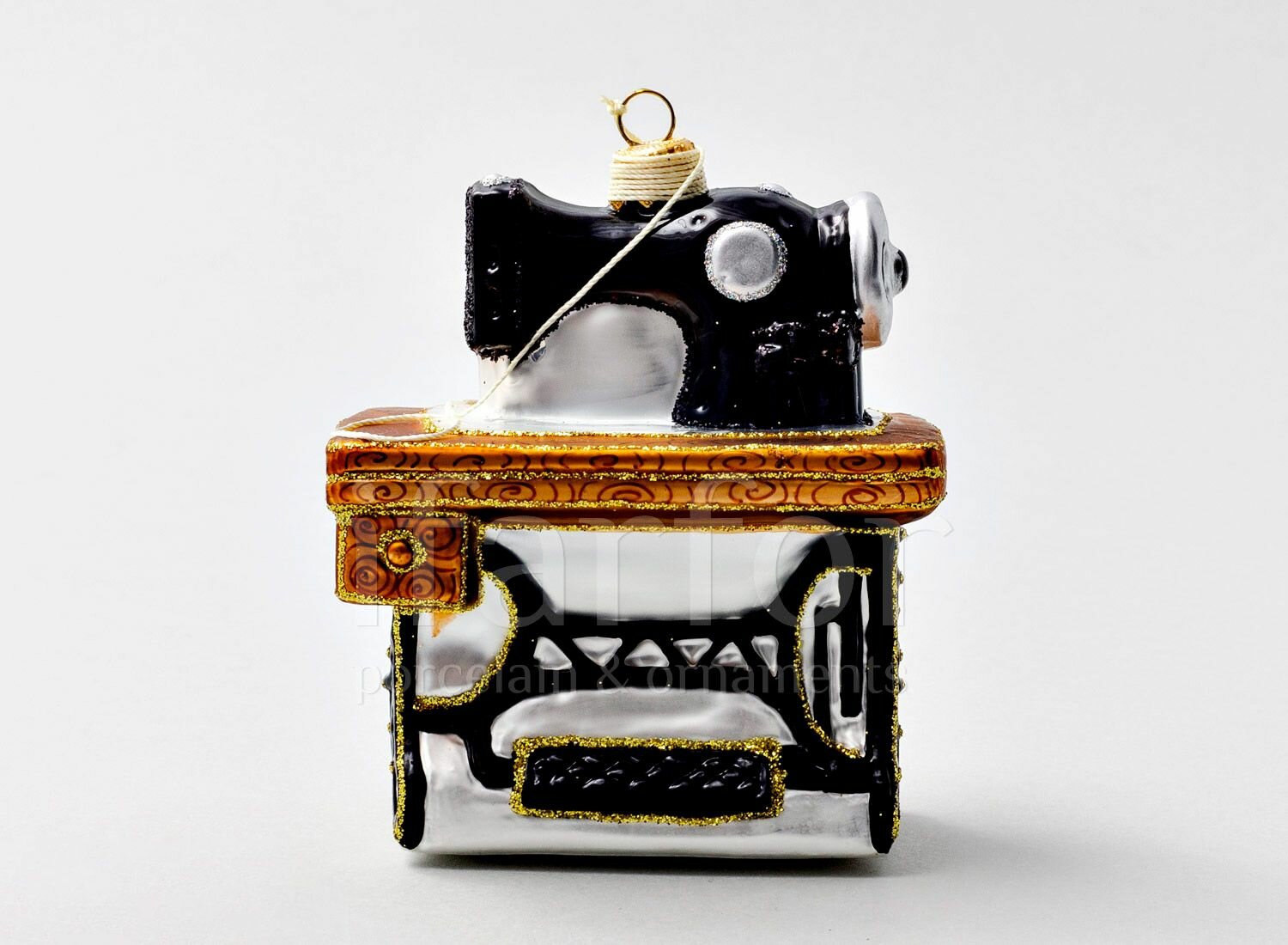 Елочная игрушка Швейная машина Черная