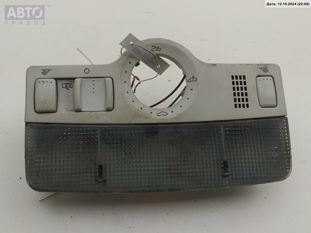Фонарь салонный (плафон) Volkswagen Golf-4