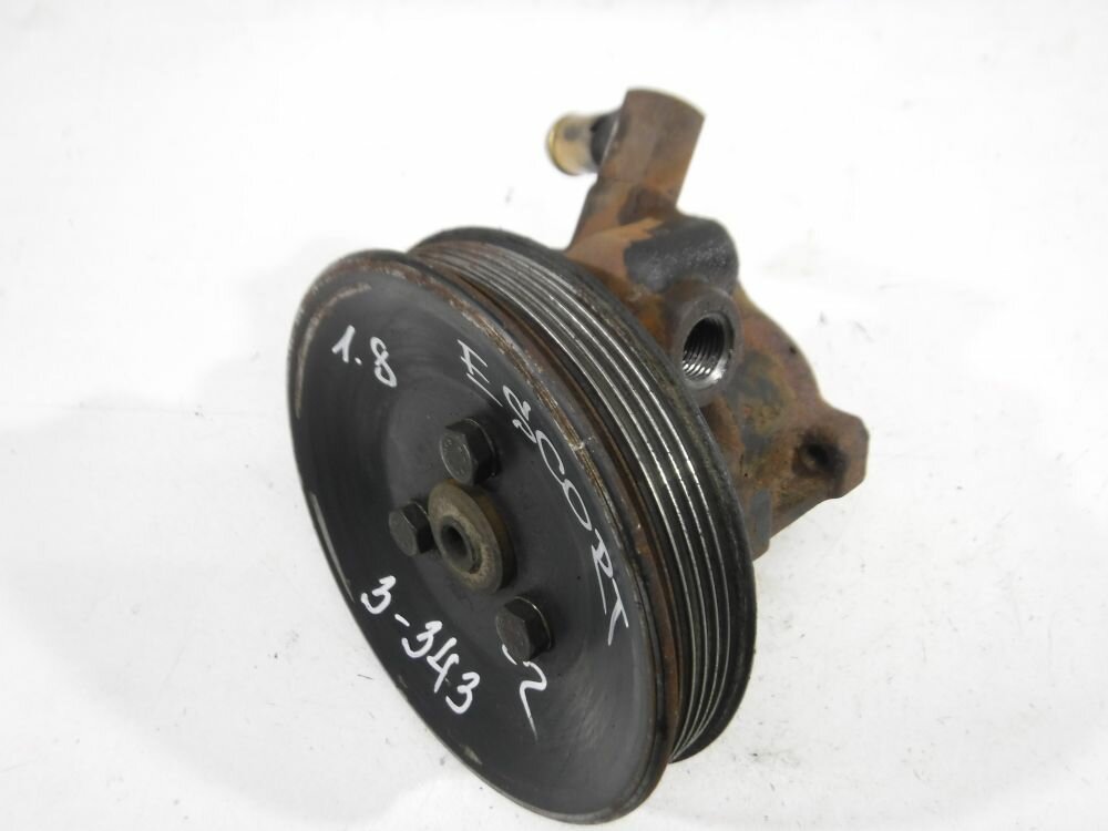 Насос ГУР Ford Escort V 1361813