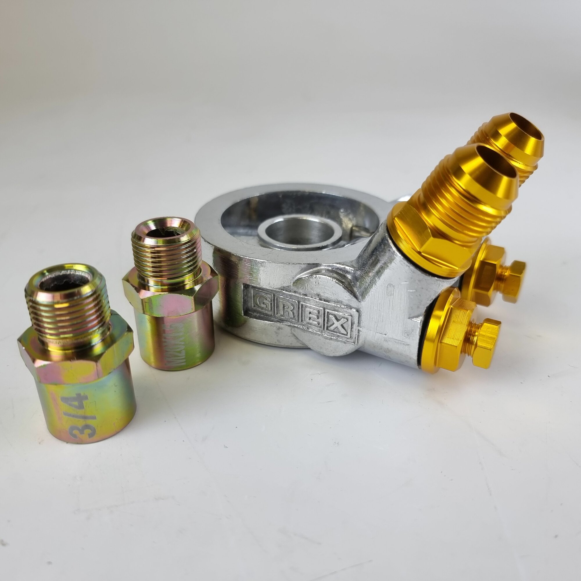 Проставка для радиатора ДВС с термостатом 45гр литая