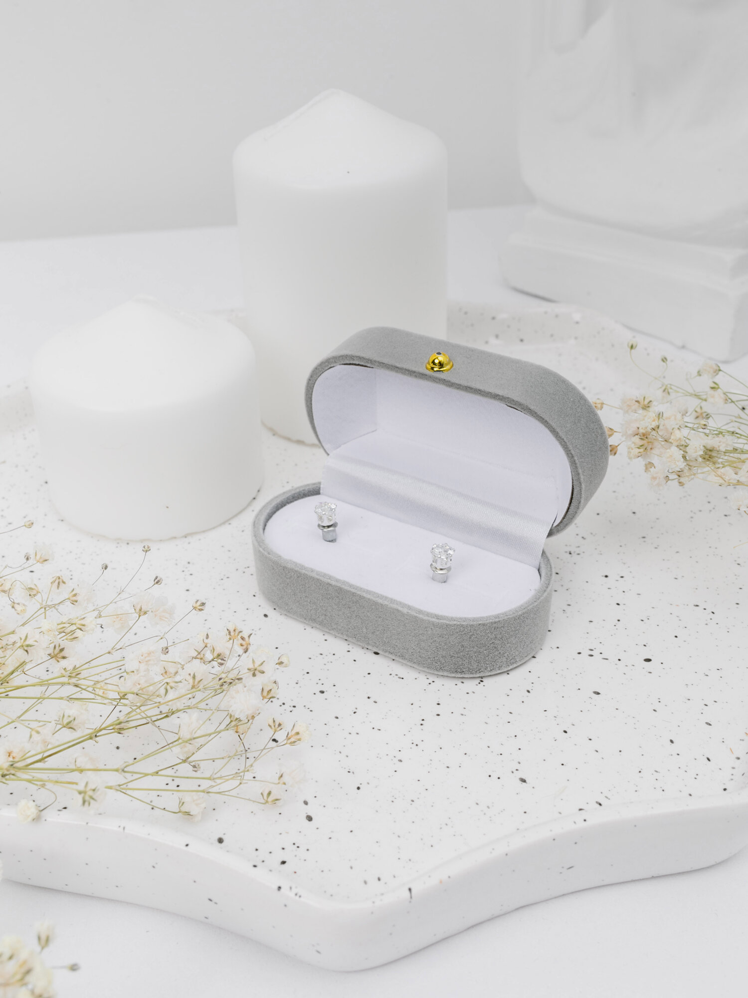 Серьги пусеты, стекло