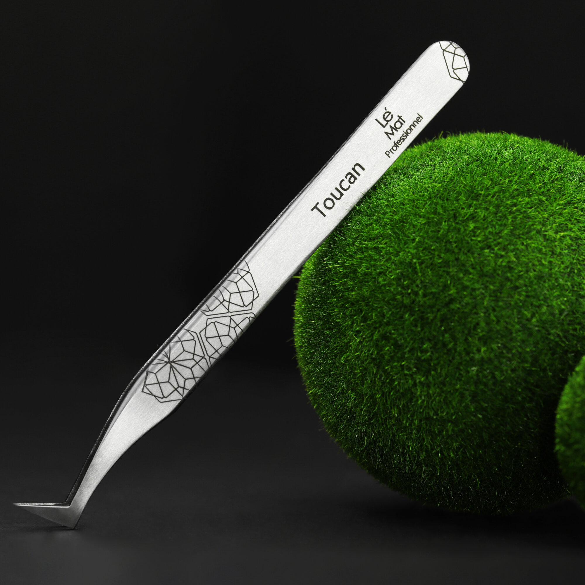 Пинцет профессиональный для наращивания ресниц Le Mat "Professionnel" TOUCAN