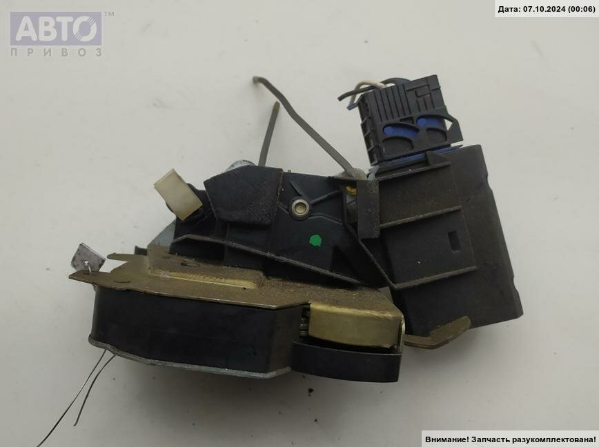 Замок двери задней левой BMW 3 E36 (1991-2000)