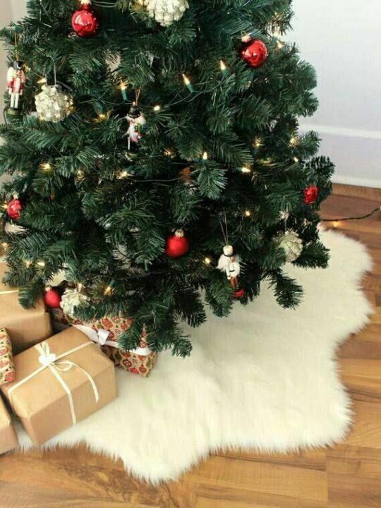 Новогодняя юбка-коврик под ёлку звезда, украшение, диаметр 90 см