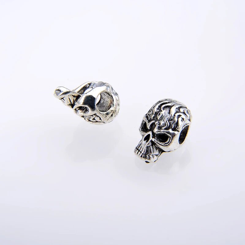 Бусины череп 10 шт. Ancient silver Bead