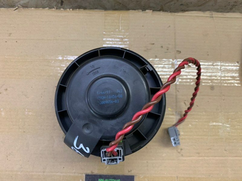 Мотор отопителя (печки) Ford Focus MK3 1.6 PNDA 1696007