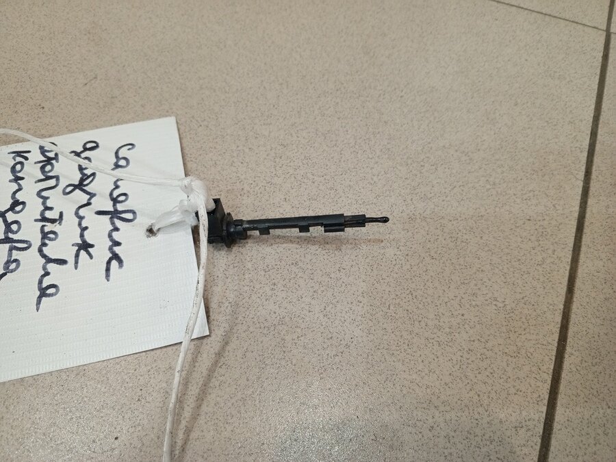 Датчик температуры воздуха от Hyundai Solaris 2010-2017