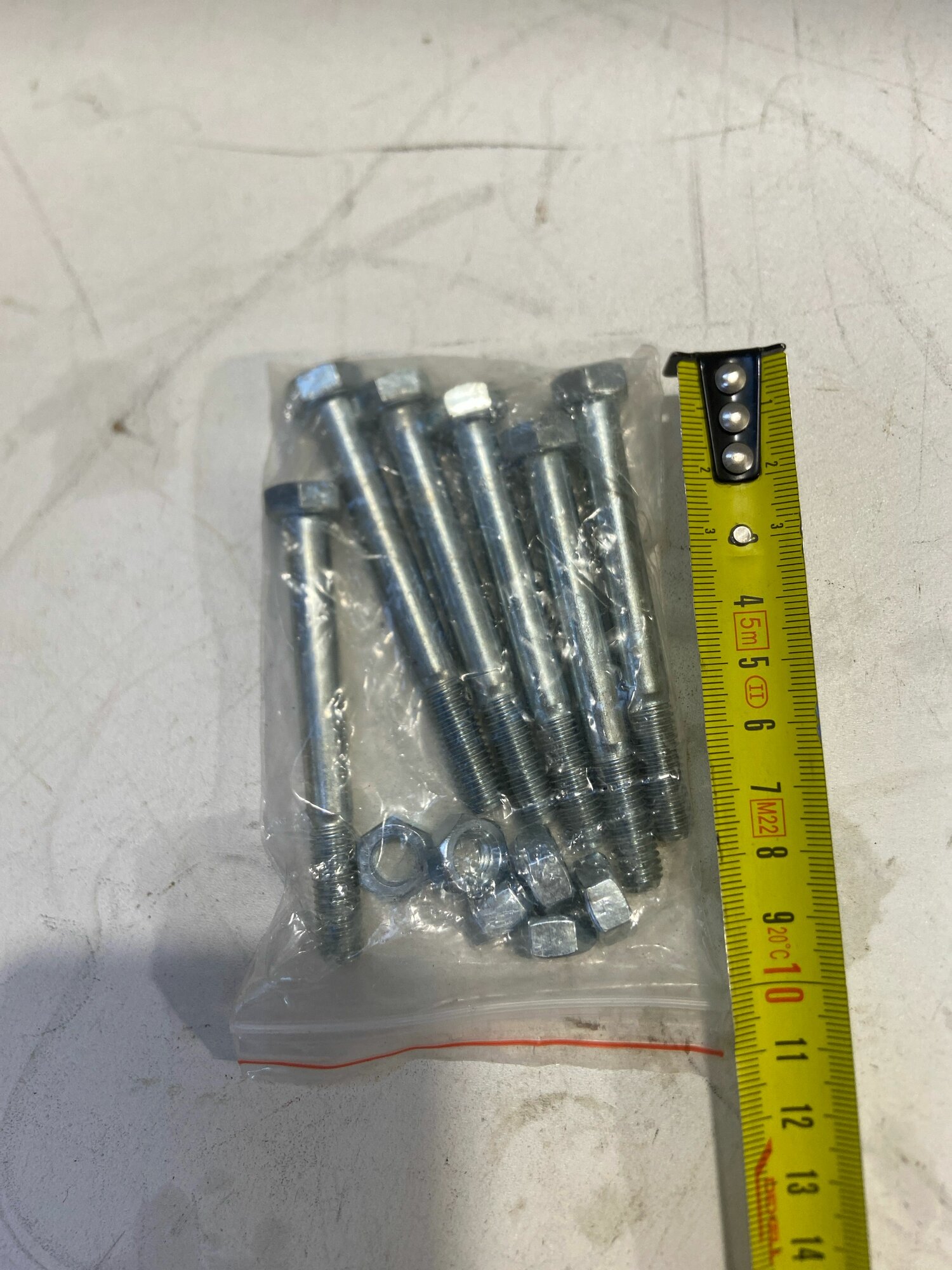 Набор болтов крепления двигателя Иж