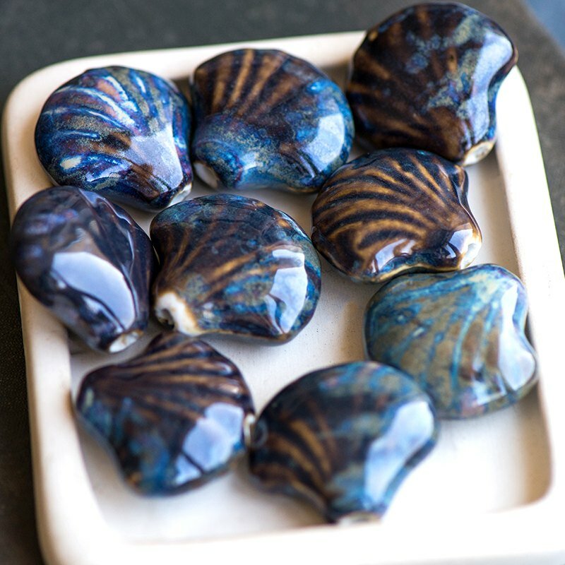 Бусины керамические 2 шт, цвет бирюзовый/темно-коричневый, 33x29x13 мм