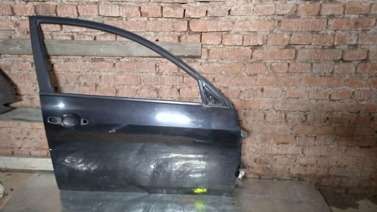 Дверь передняя правая Nissan Primera P12 2003